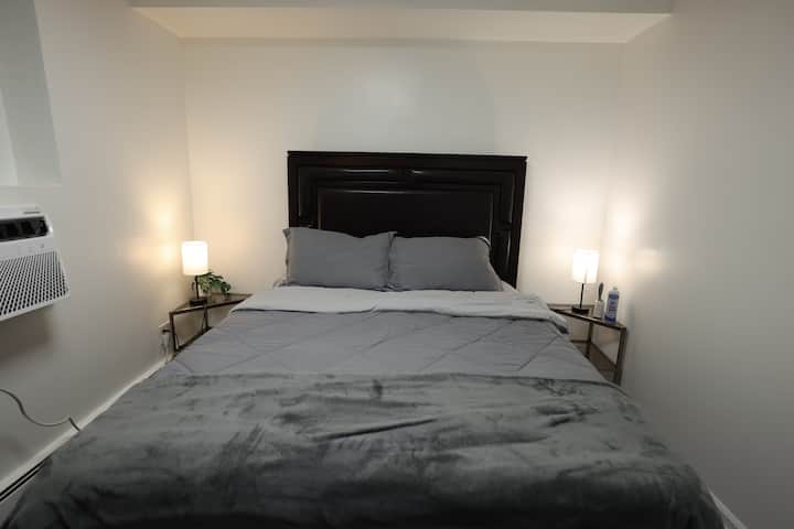 1 Bedroom Apt. 25-30 Min. From Times Square Nyc! - クイーンズ, NY