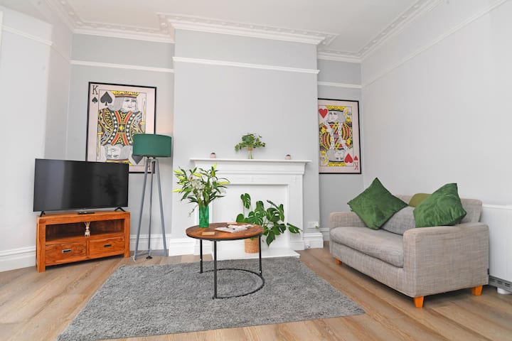 King's Suite-parking -Harrogate Convention Centre - Knaresborough