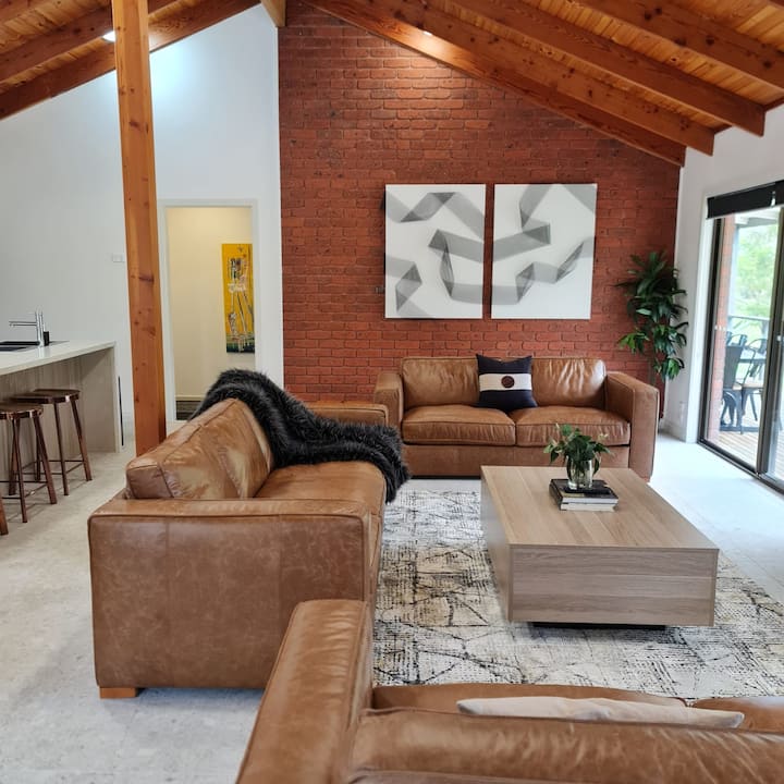 Phillip Island Resort - 3 Acres - 12 People - Phillip Island