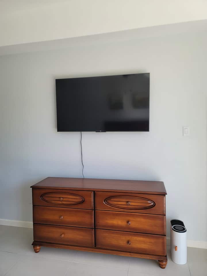 Cozy Haven Apartment With Gym, Pool And Wifi - Jamaica