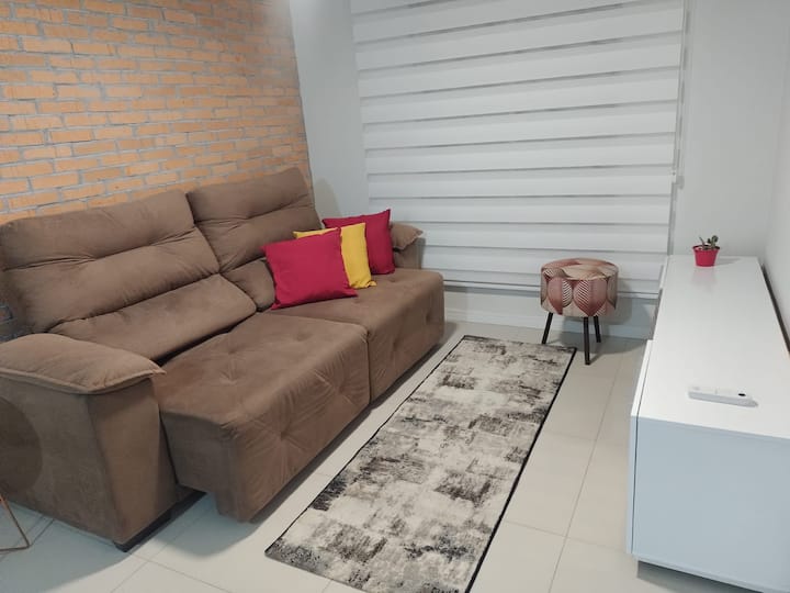 Apto Acolhedor Bem Localizado Perto Do Aeroporto - São José dos Pinhais