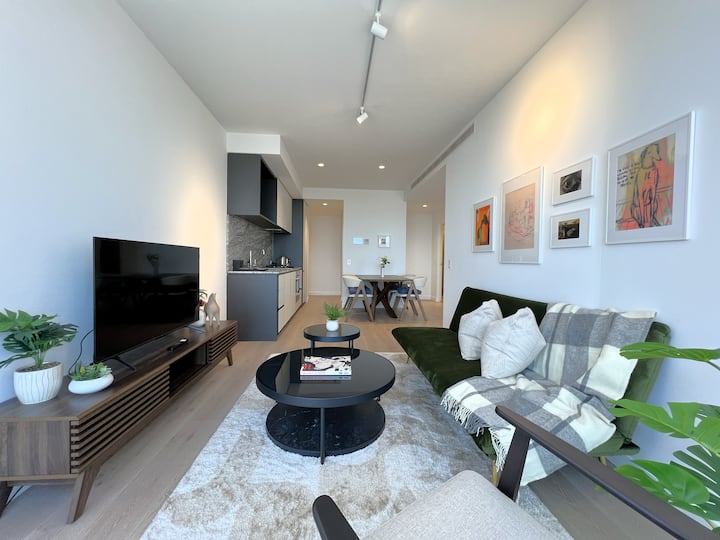 2 Brm 2 Bath, Southern Cross, Flagstaff, Lvl59 - Melbourne
