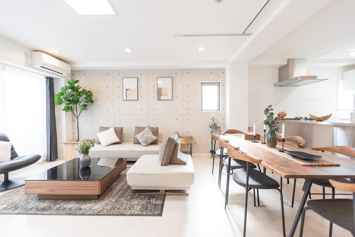 【B&難波2号店】100㎡/豪华套房/最大十人/车站步行3分/通天阁道顿堀日本桥动漫街难波 - Japan