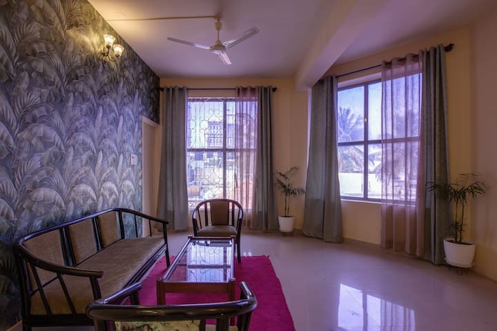 Kalyan Nagar | 3bhk | Iconic Food Joints | 2 Floor - Bengaluru