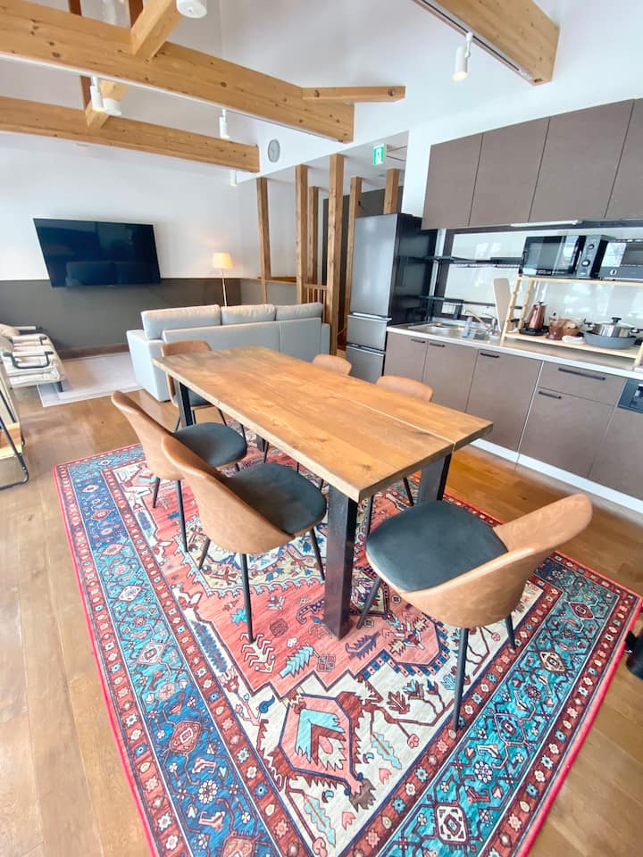 7.days.a.wk.
Private Lodging
"B" - Hakuba