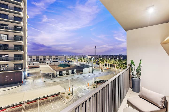 Luxury 1br | City View Balcony Near Dining & Shops - Dubai