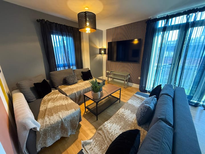 Elegant City Centre Stay– Walk To Liverpool One - Liverpool