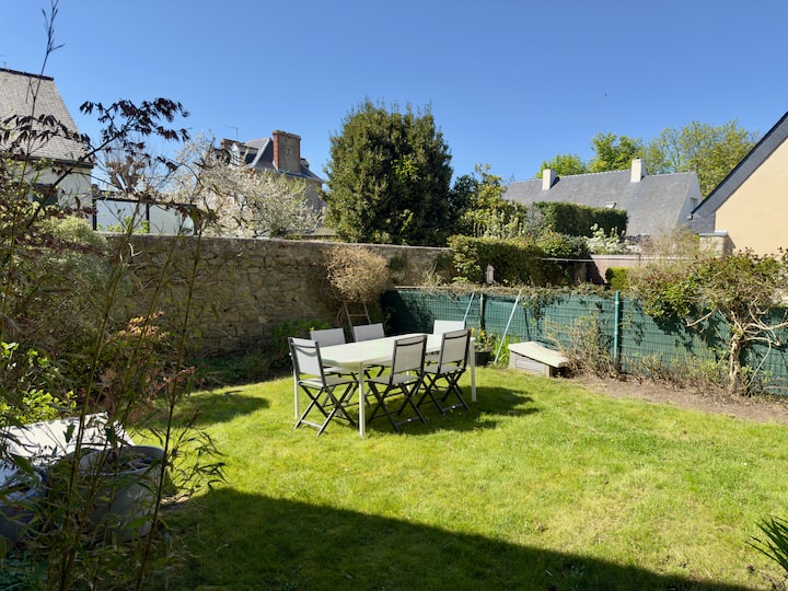 Les Tourelles Tout à Pied T3 Avec Jardin Privé - Dinard