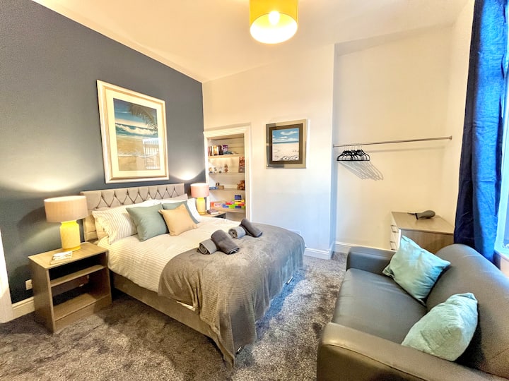 Ideal 4 Bed Stay-away-home In Preston - Preston