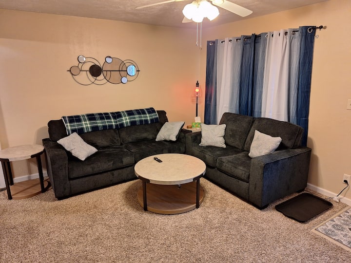 Clean, Cozy, & Cute - Kokomo, IN