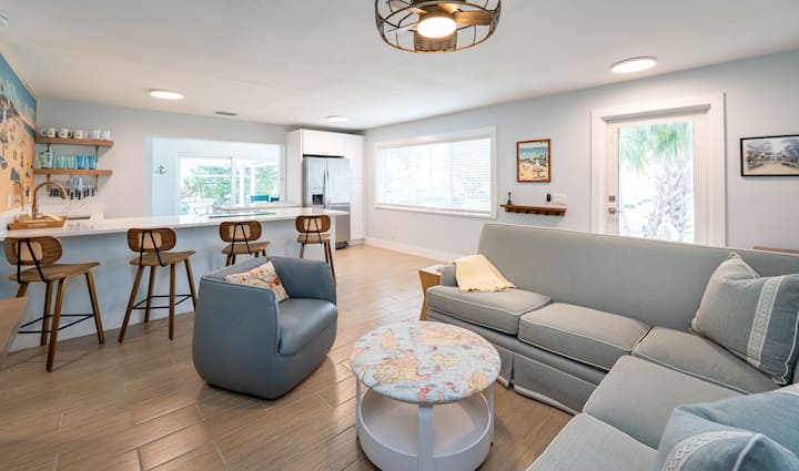 Luke’s Landing 3 Bedroom | 2 Bath Island Retreat - Jensen Beach