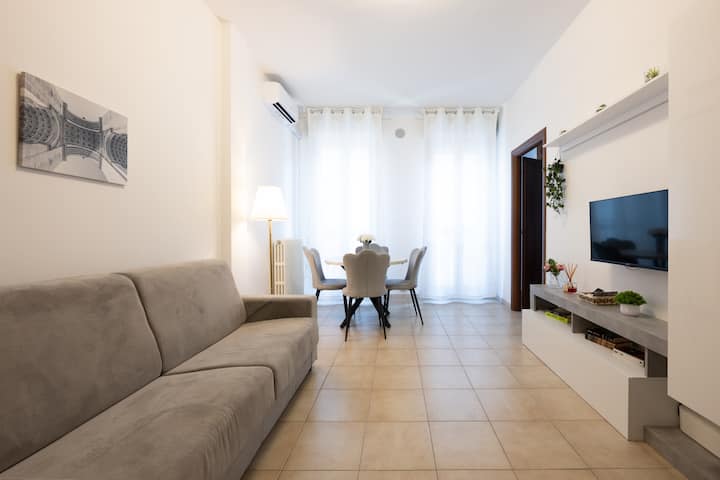 Appartamento In Centro Con Parcheggio Privato - Alexandrie, Italie