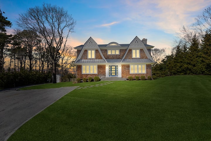 Southampton Luxury Oasis - Hampton Bays, NY