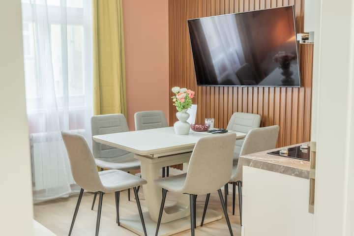 Homely|central 38m2 Apt|elevator|self Check-in - プラハ