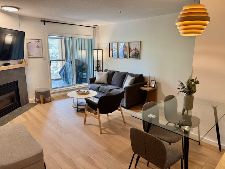 Townhome | Private Hot Tub | Complex Pool | Bbq - Whistler