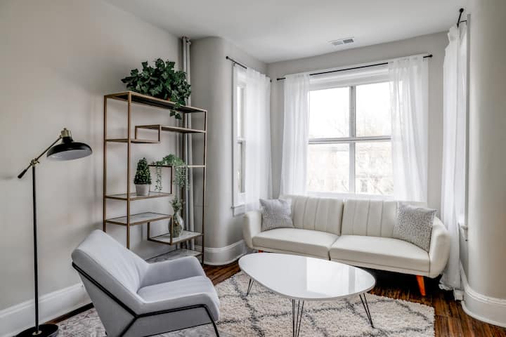 Perfect Location In Adams Morgan & Authentic Charm - American University, Washington