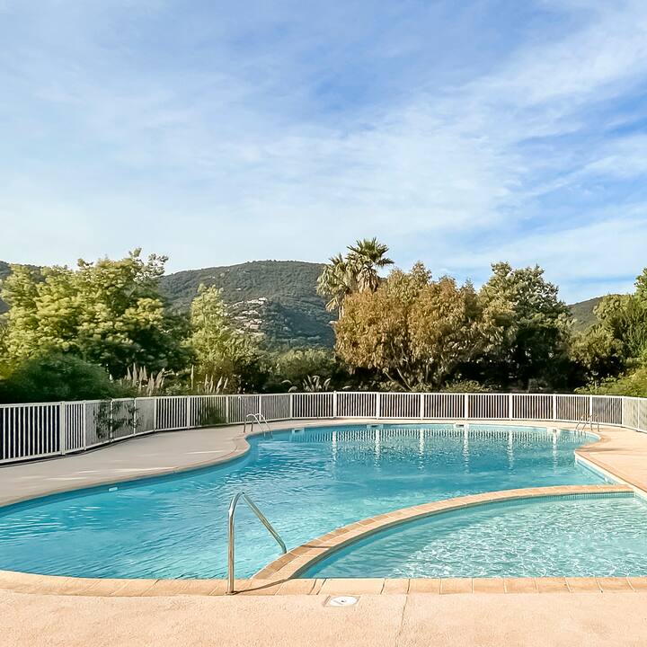 Vue Mer, Piscine, Terrasse Privée Et Clim - Rayol-Canadel-sur-Mer