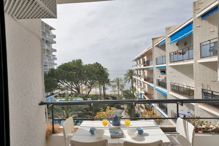 Skol B441 - Wā Holidays - Marbella