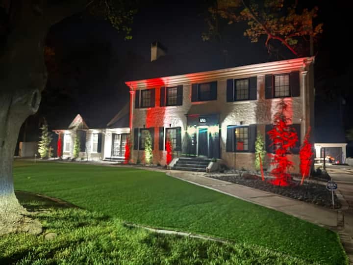 Stadium Chic 2 (4bed/3.5bath) 10min To Ou Stadium - Norman, OK