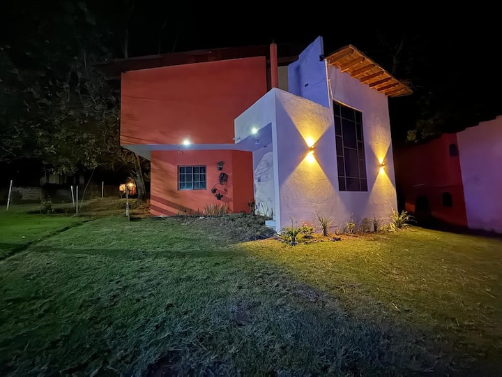 Cabaña León, Mazamitla. - Michoacán
