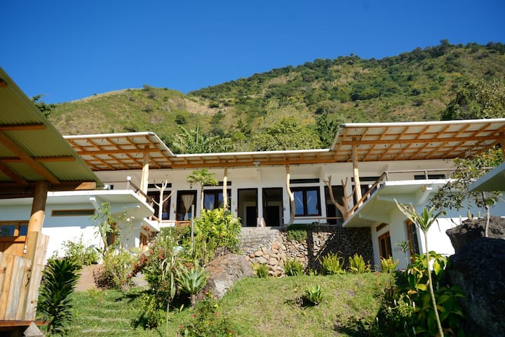 Lake & Volcan Views, 5 Mins To Magical Lake Access - Santa Cruz la Laguna