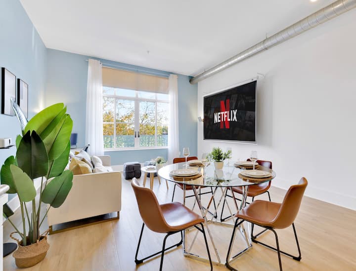 New Modern Condo In Heart Of Santana Row W/theater - San José