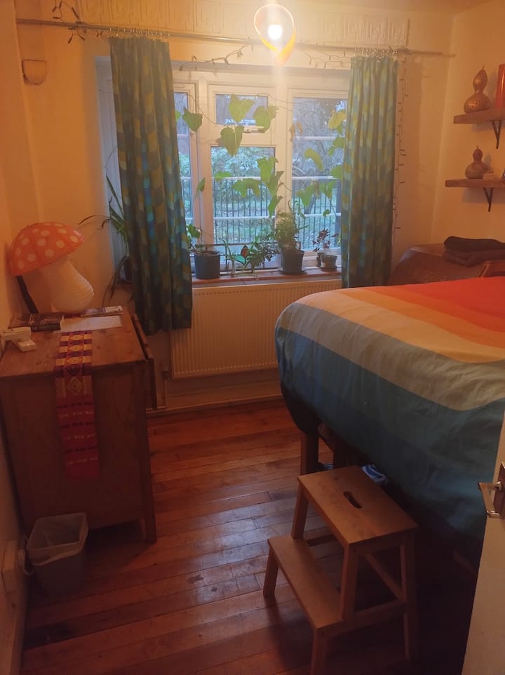 Zen Den In Leafy Area Near Cc - 맨체스터