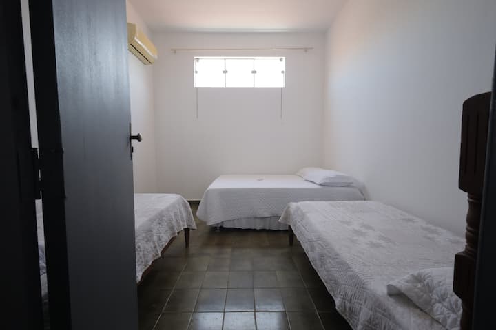 Kitnet Para Quatro Pessoas - Liberdade 2 - Barra do Garças