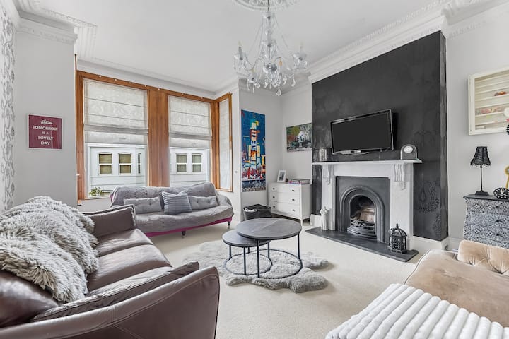 Large Edwardian Town House By The Park, Sea & Moor - Plymouth