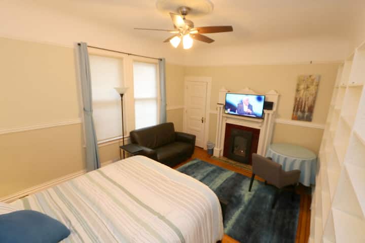 Elegant Large Room-best Location - San Francisco, CA