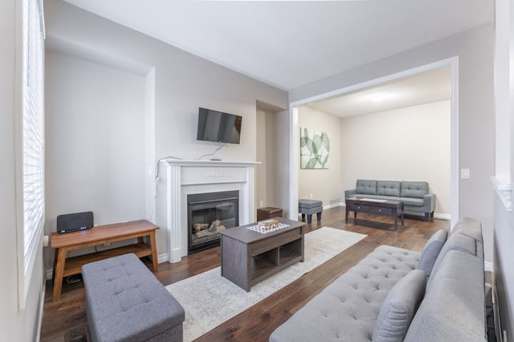 Spacious | Peaceful | Family Friendly Stay - Brampton