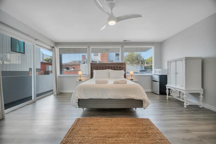 Manhattan Beach Guest Suite - Redondo Beach, CA
