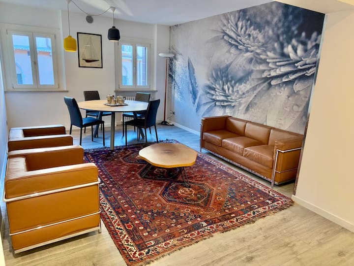 Welcoming With Canal View In The Heart Of Venice - Venice