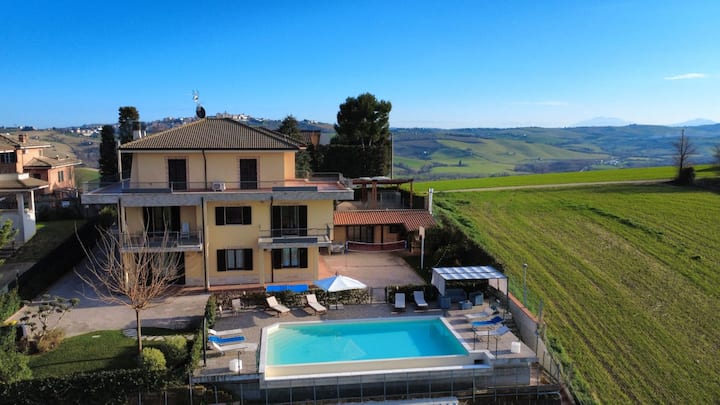 Casa Ciarpella - Piscina Privata Fino A 13 Ospiti - Italia