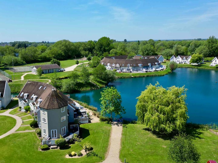 Pepperpot Lodge On Isis & Windrush Lakes - Cirencester