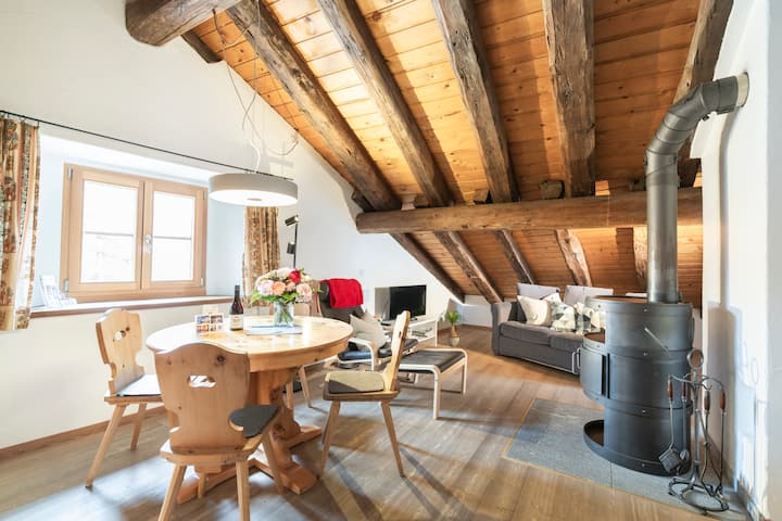 Chesa Michel/ Morteratsch – Dachwohnung In Bever - Bever