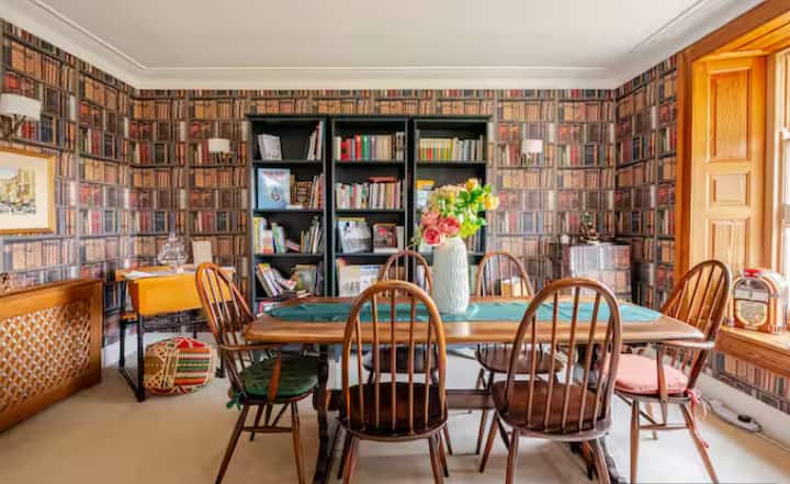 The Squirrel Room Energetic & Inspiring - Gleneagles