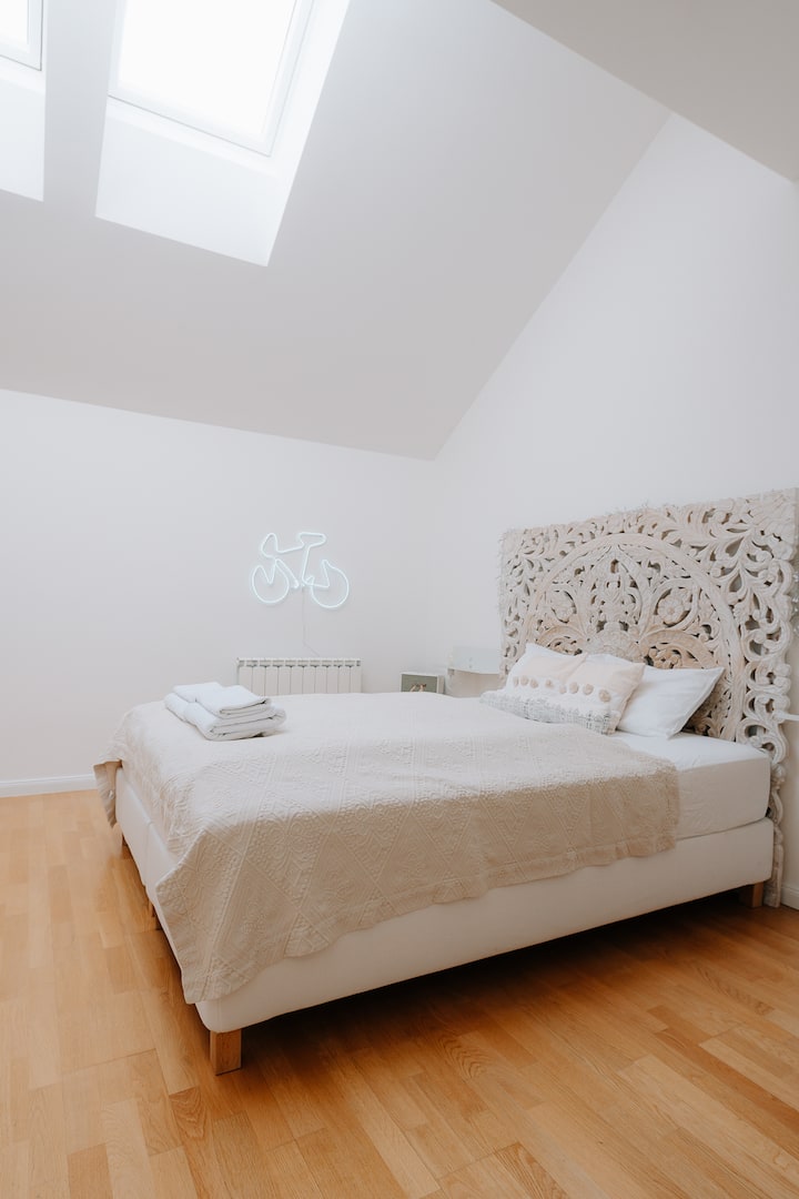 Love Nest In City Center With A/c - Praga