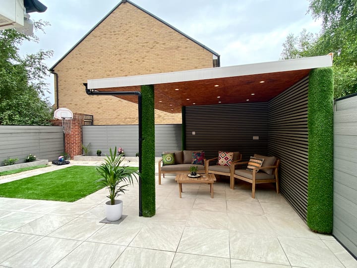 7hue, Double Bed Ensuit Room With Free Parking! - Manchester