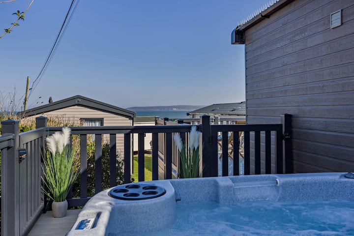 Quirky Pod With Hot Tub And Beach Access - Westward Ho!
