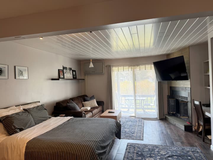 Townhouse In Ellicottville | Discounted Hv Passes - Ellicottville, NY