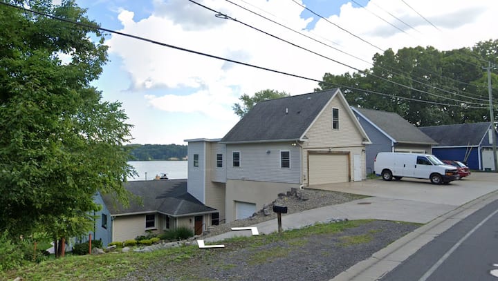 House On The Bay - Rochester, NY