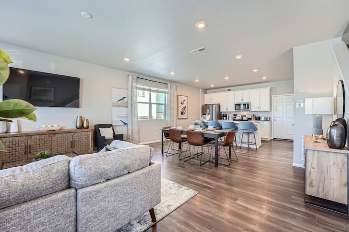 King Bed|garage|remote Work Setup|open Floor Plan - Aurora, CO