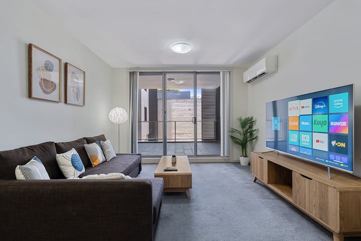 Hurlstone Park 2br |  Free Parking | Near To Iga - Lewisham