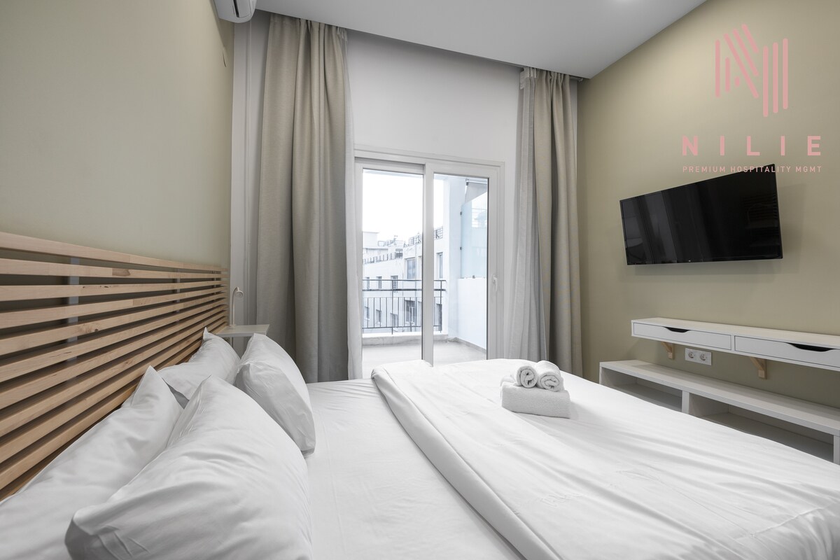 Studio with balcony 18m2 | Fragkon 24 - Apartments for Rent in ...