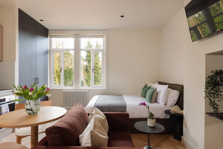 Fivem West Hampstead - Studio - London