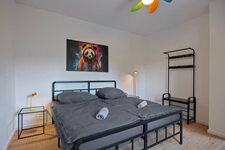 Deine Bude - 3doppelzimmer & Bad - ケルン