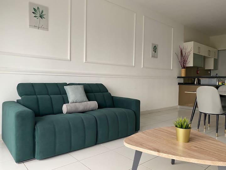 Setiawalk Puchong Cozy & Clean (6-7pax) 2r2b - Puchong