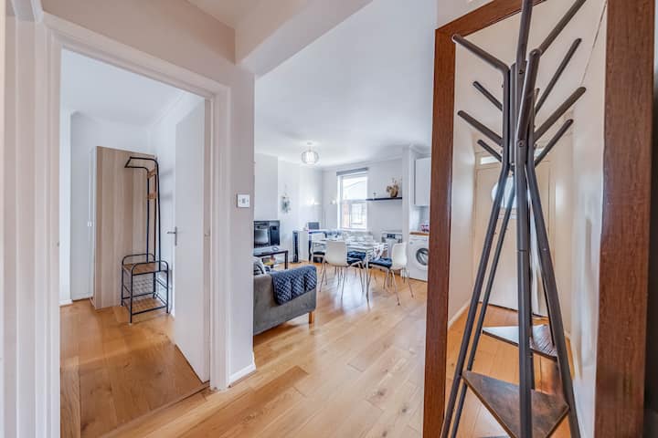 Comfy 1-bed Flat Near Kensington - London