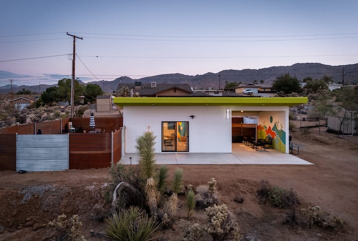 Adobe Muse | Tiny Home W/ Pool & Spa Stargazing - Joshua Tree, CA